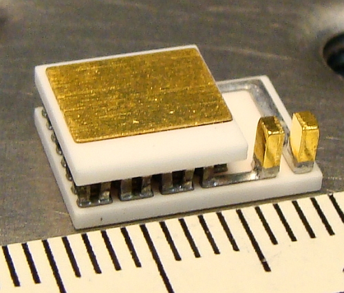 Thermoelectric Peltier Module 13 x 9 x 4 mm – Meredith Instruments